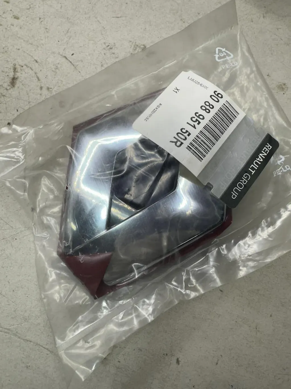 Emblème de logo Renault Clio 5 arrière + support de caméra 908895150R ...