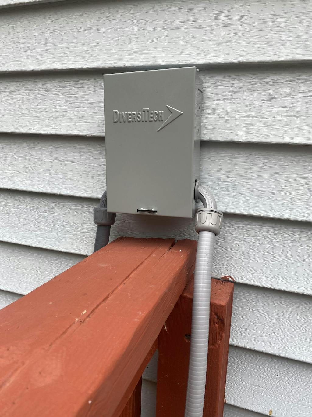 DiversiTech Disconnect Switch and Electrical Whip with #10 AWG for MRC