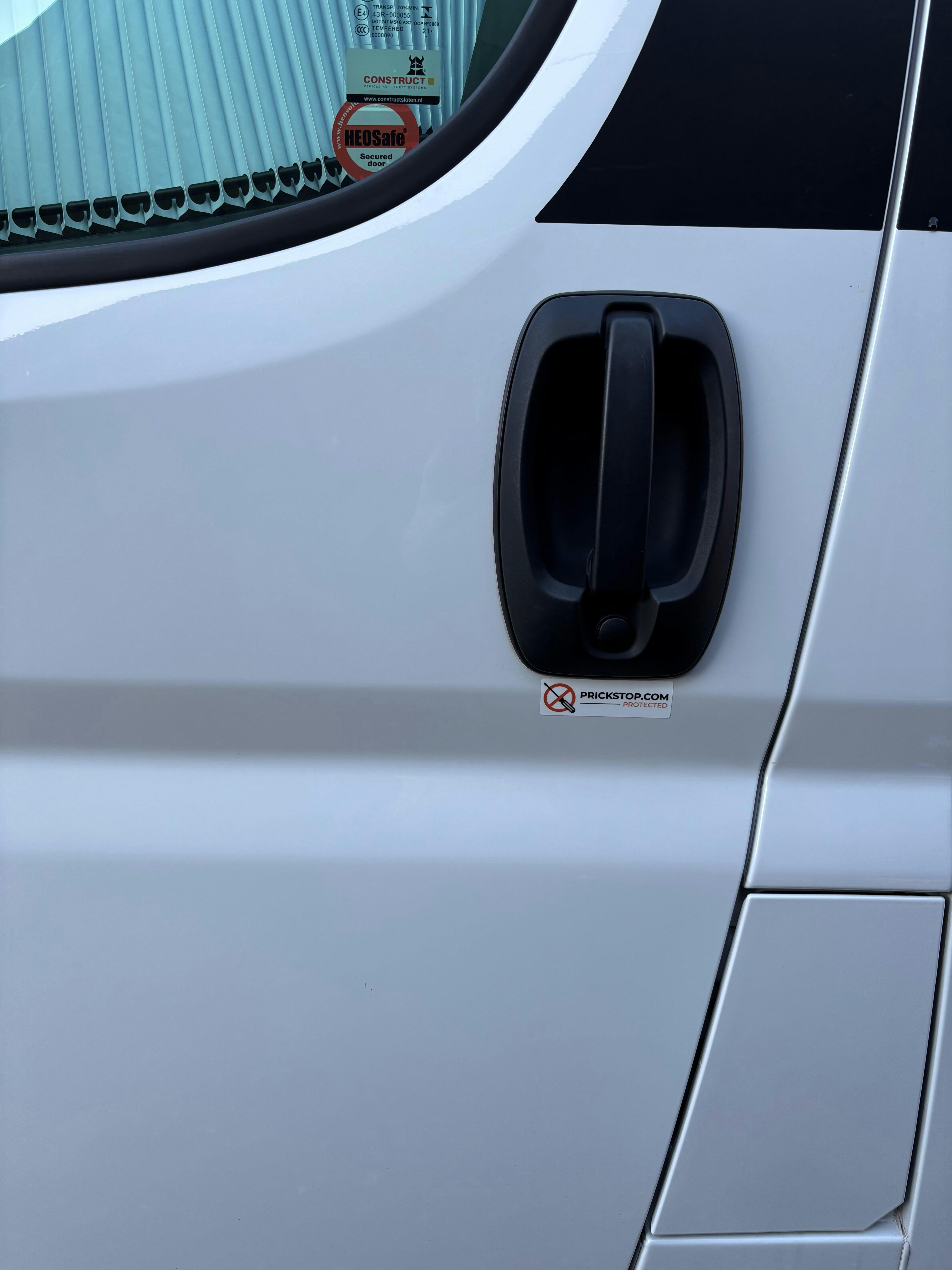 Prickstop anti-effraction pour porte conducteur Fiat Ducato – Prickstop.com