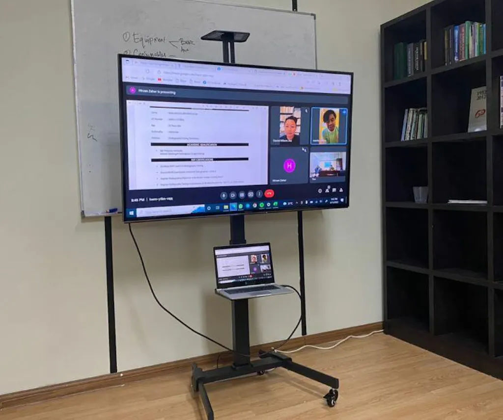 Mobile TV Stand: MTS – PRISM+ Malaysia