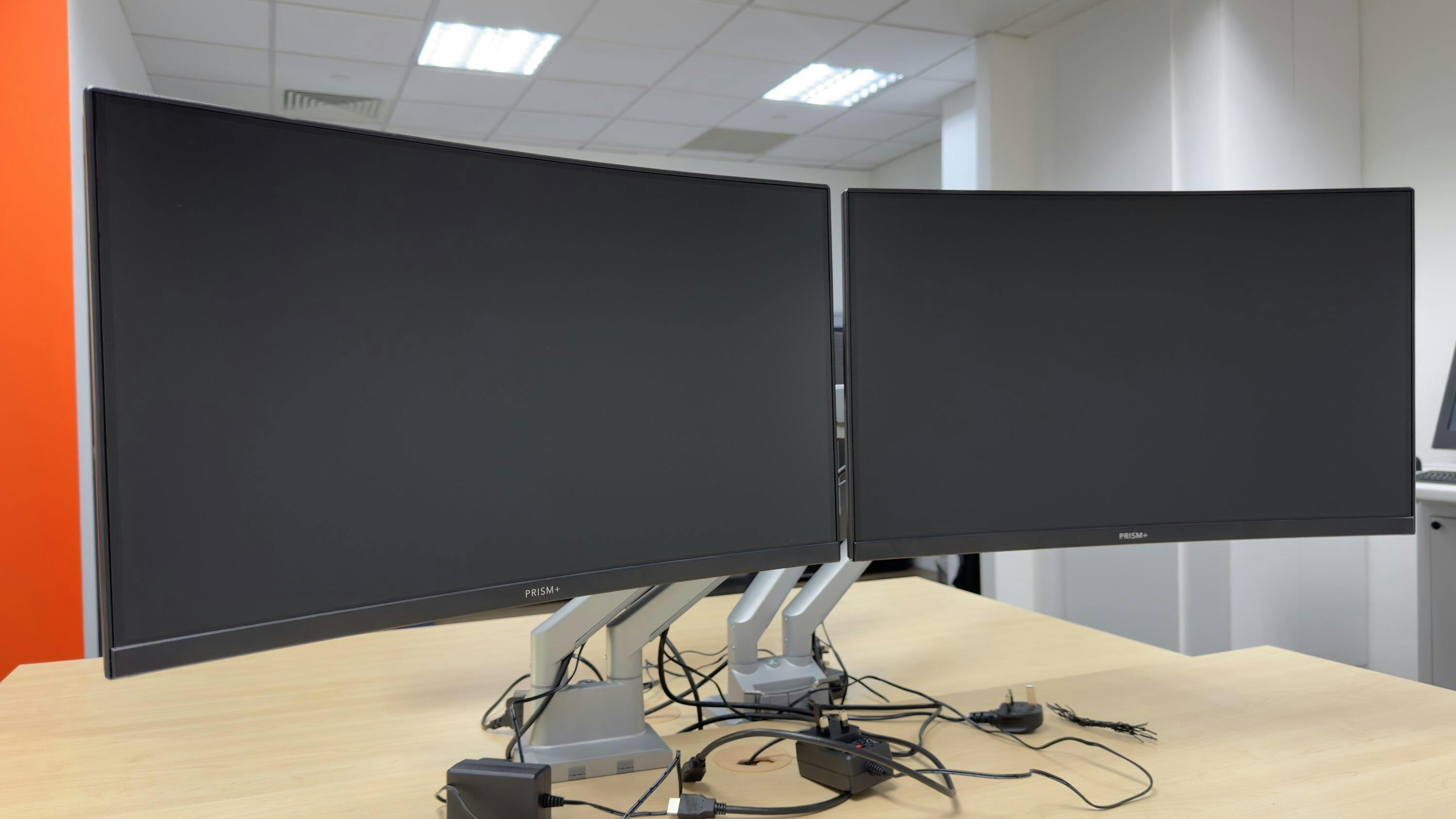 PRISM+ C240 - 24" 75Hz Curved Monitor – PRISM+ Singapore