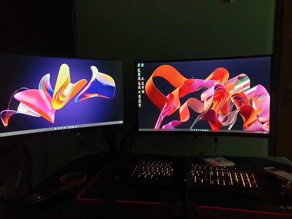 PRISM+ X270 PRO - 27 inch 144Hz 1ms Curved Gaming Monitor