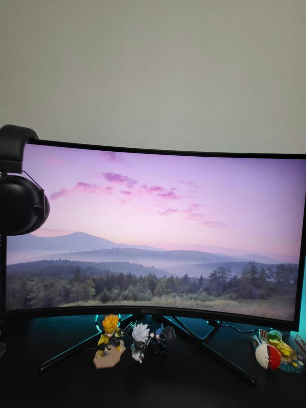 PRISM+ X270 PRO - 27" WQHD 165Hz Curved Gaming Monitor