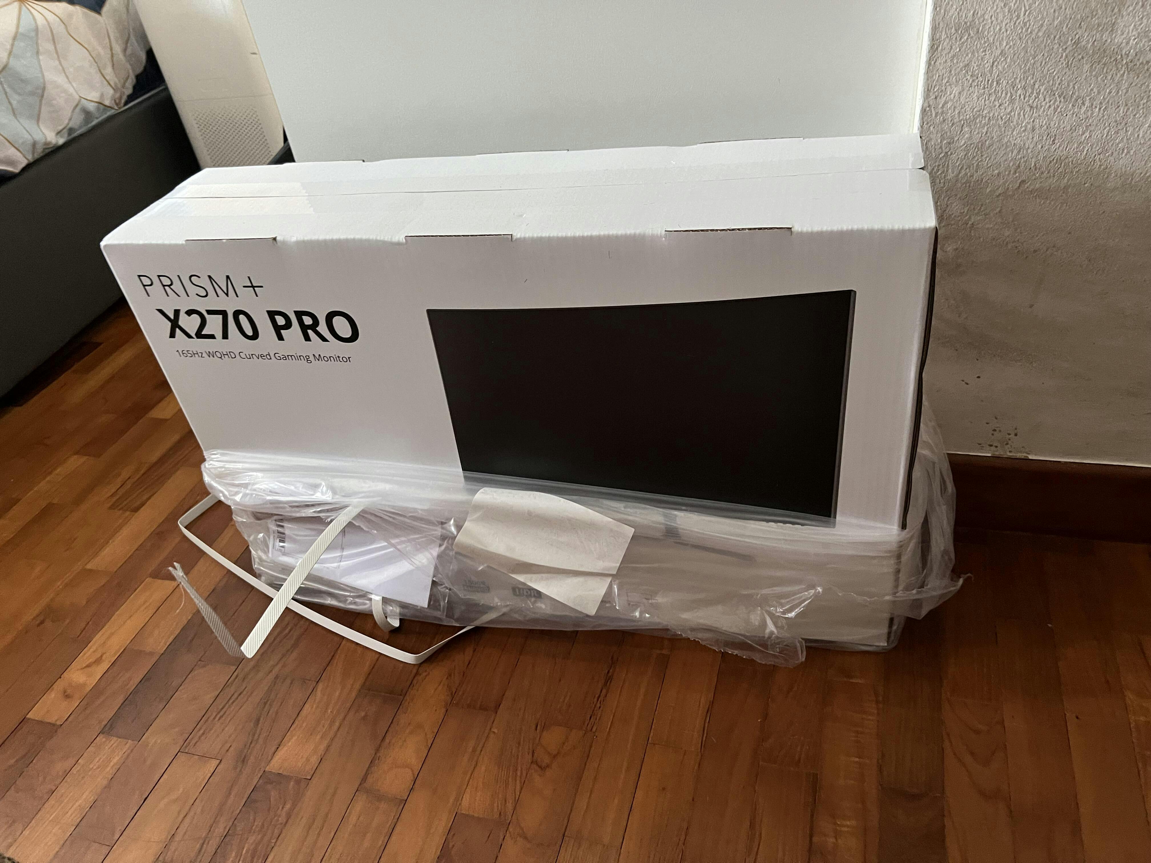 PRISM+ X270 PRO - 27" WQHD 165Hz Curved Gaming Monitor