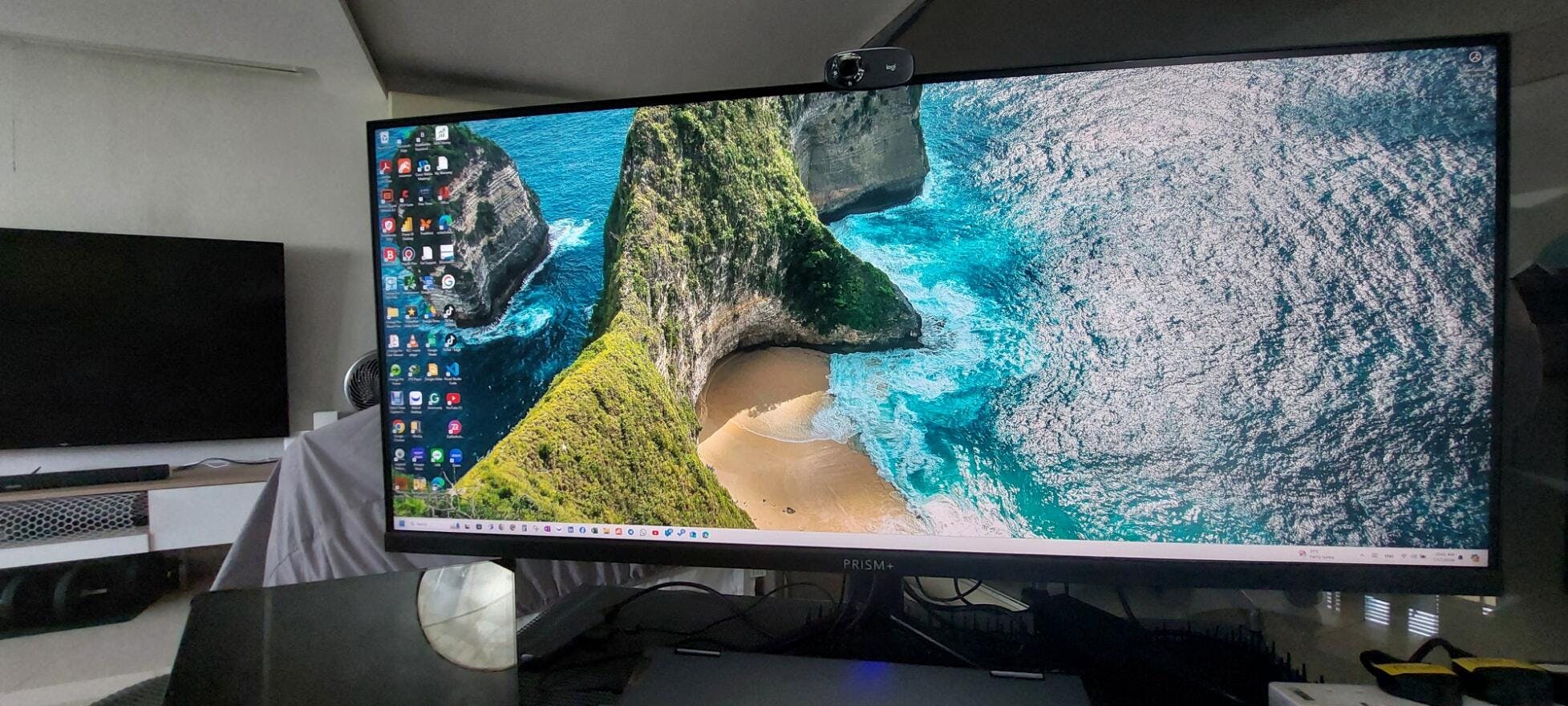 PRISM+ PG400U PRO - 40" UWQHD 144Hz Ultrawide IPS Gaming Monitor