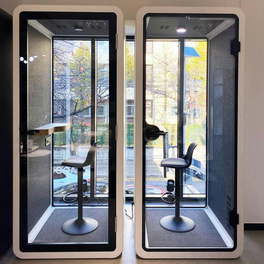 PrivacyPod | 1 Person Soundproof Office Pod | Acoustic Phone Booth