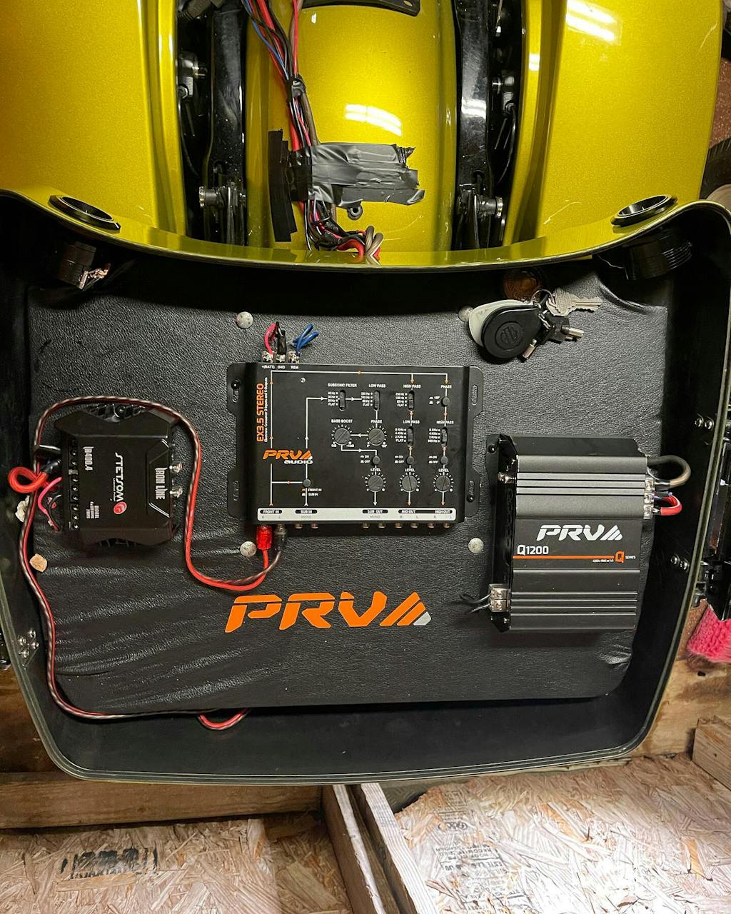 Q1200 1Ω Compact Full Range Mini Amplifier 1200 Watts - PRV Audio