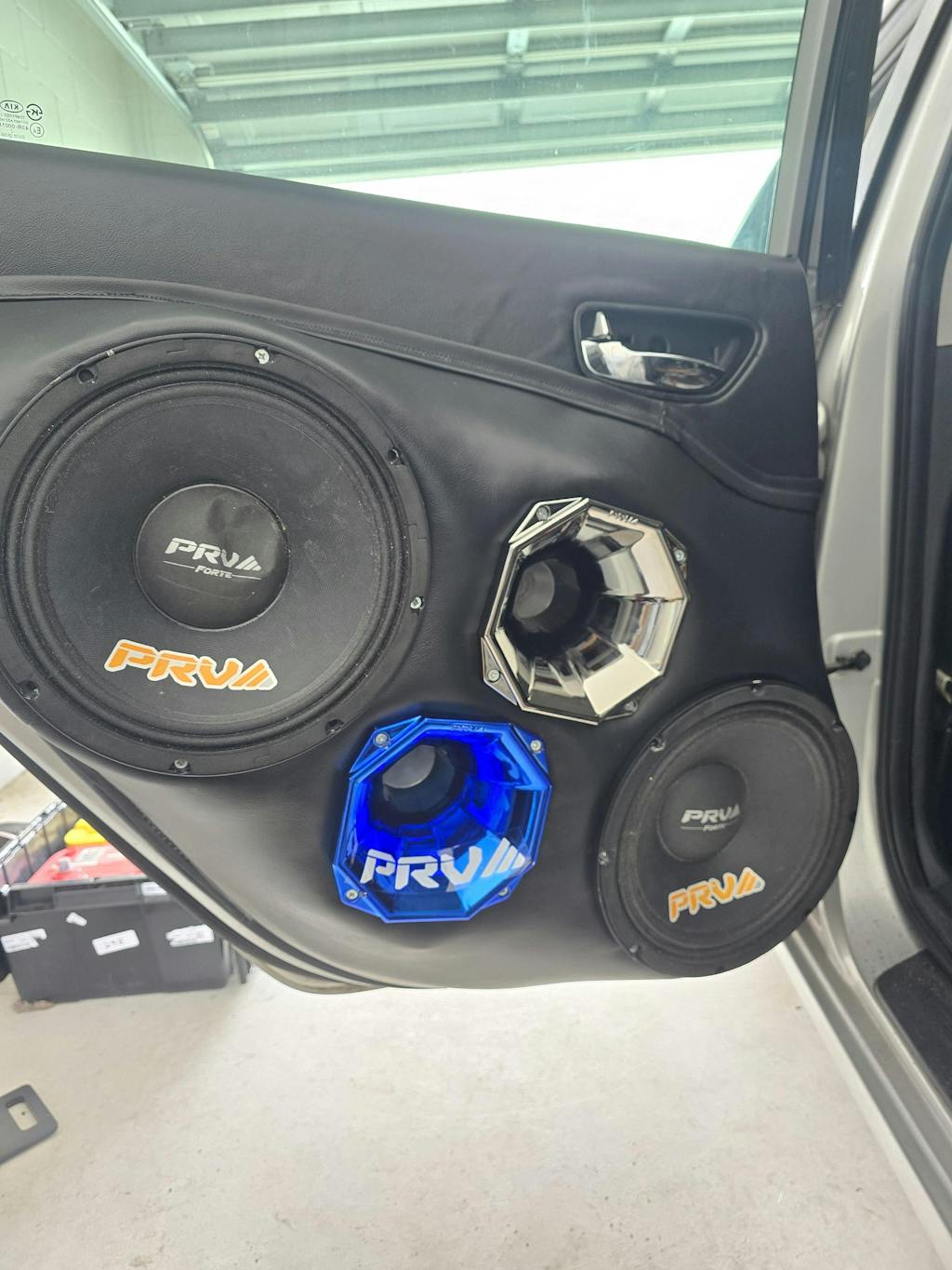 PRV Audio WGP14-50X CHROME Car Audio Color Horn for Drivers