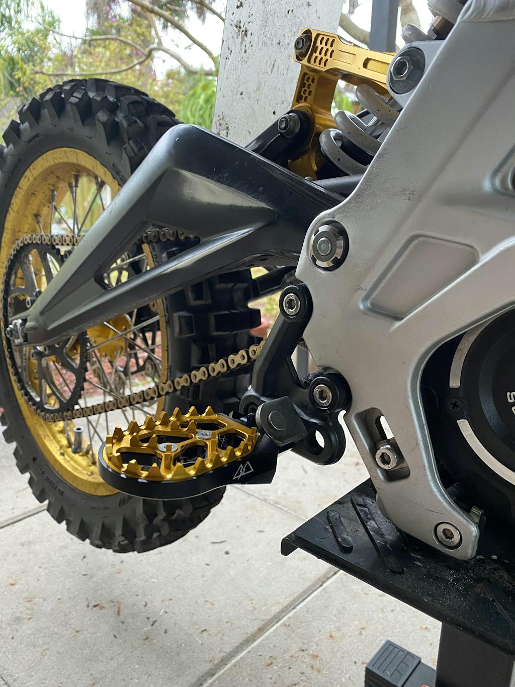 PSM Surron Foot Pegs – Puget Sound Motorsports