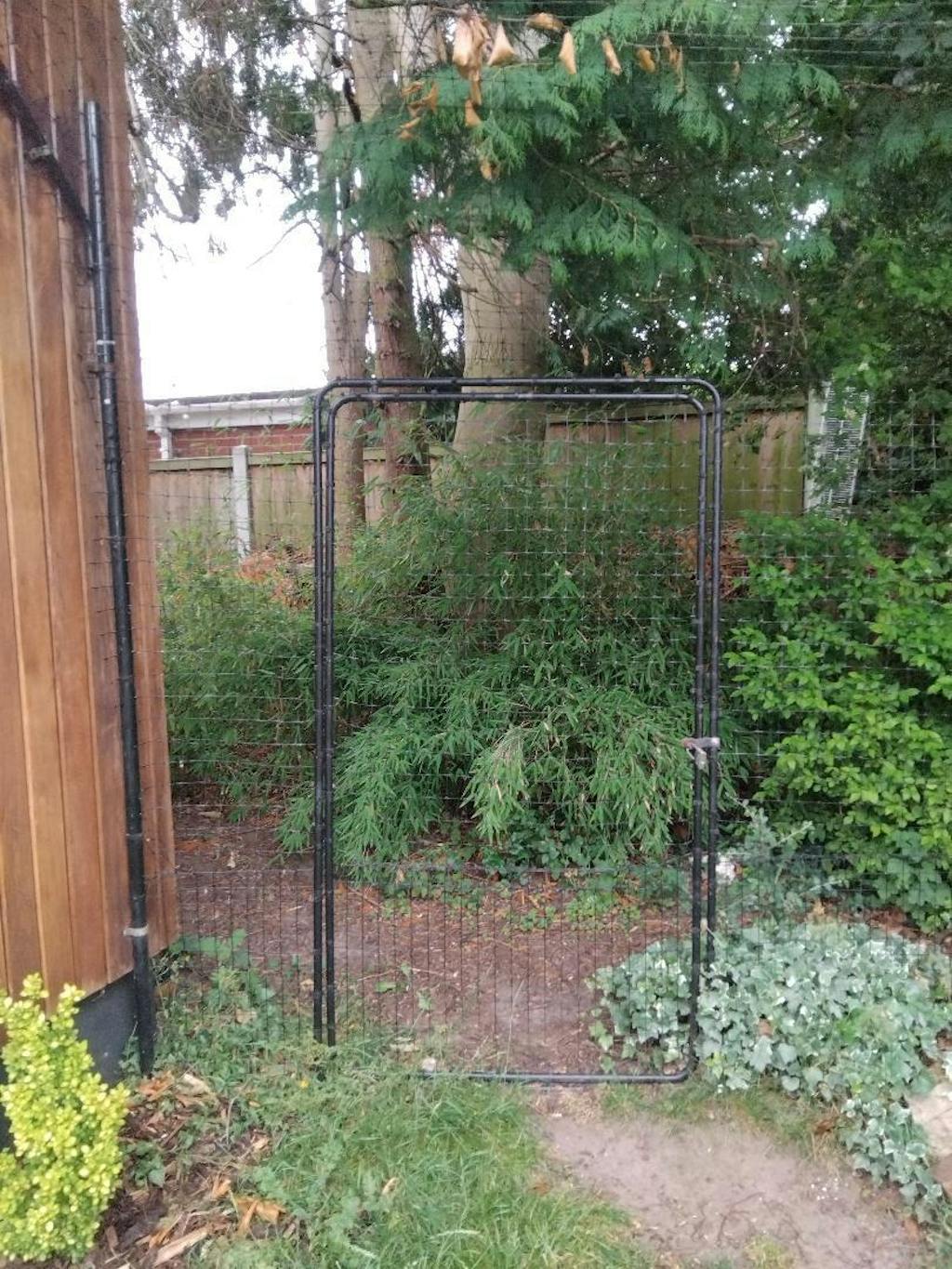 Pet Fence Bottom Barrier | Prevent Digging | Purrfect Fence