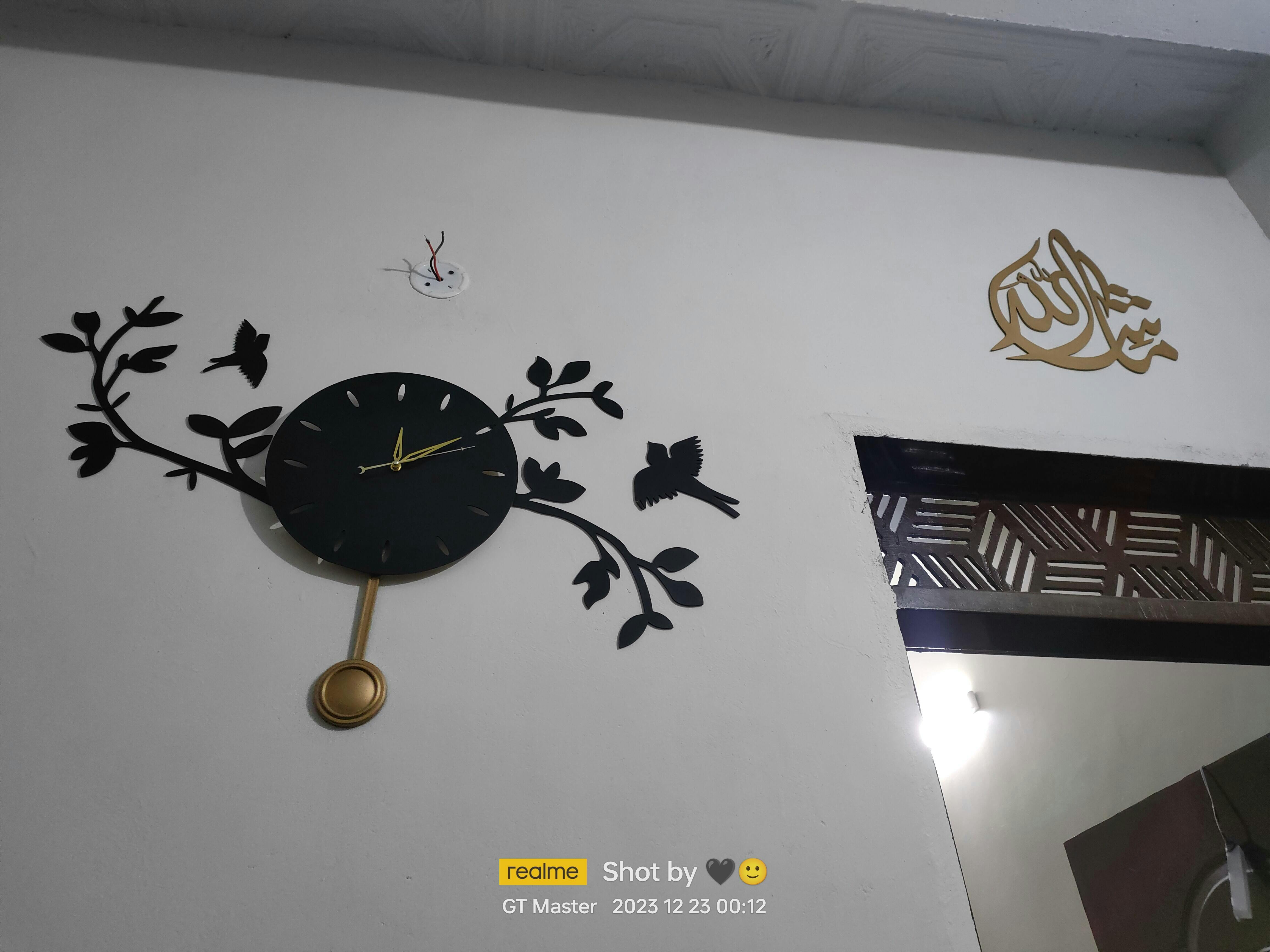 Birds on Branches Scenic Pendulum Clock – Pyari Walls