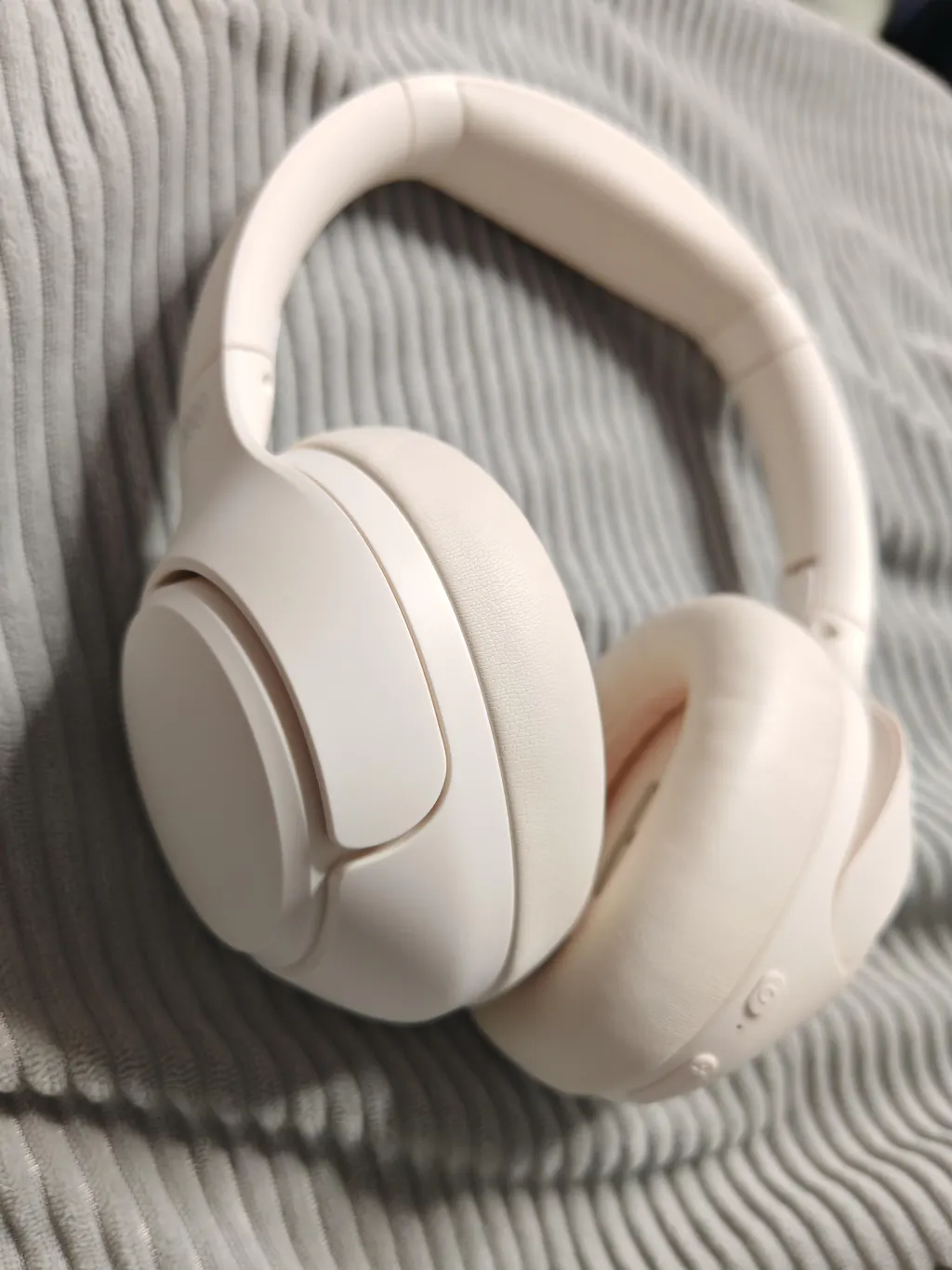 QCY H3 Wireless Headphones, 43dB Hybrid ANC, 60H Playtime – QCY Official