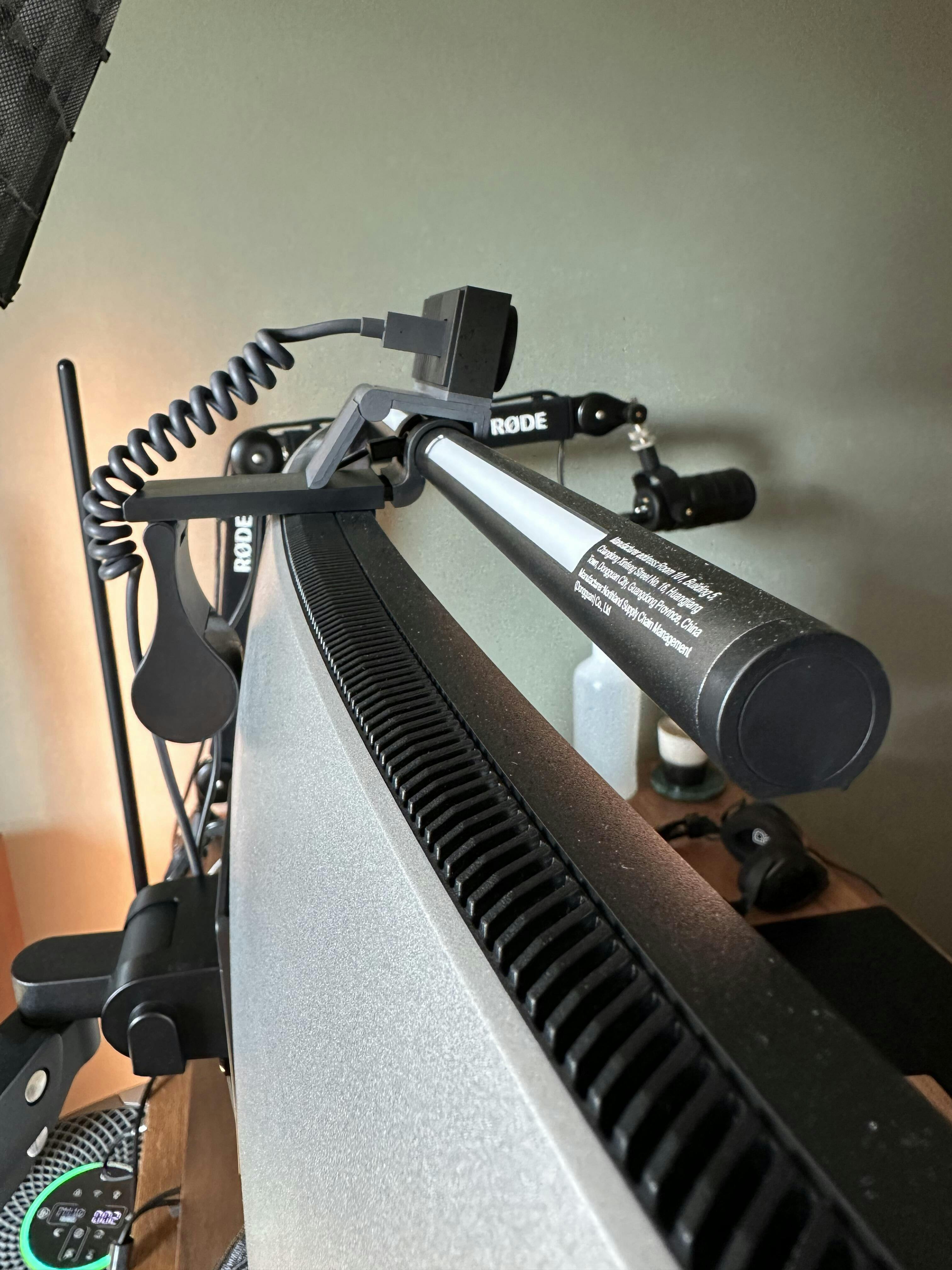 LED ScreenLinear Glow Plus,Dual Light Monitor Light Bar (20.1Inch)