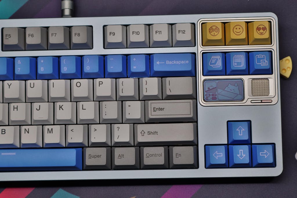 QK80 Mk2 Custom Mechanical Keyboard – Qwertykeys