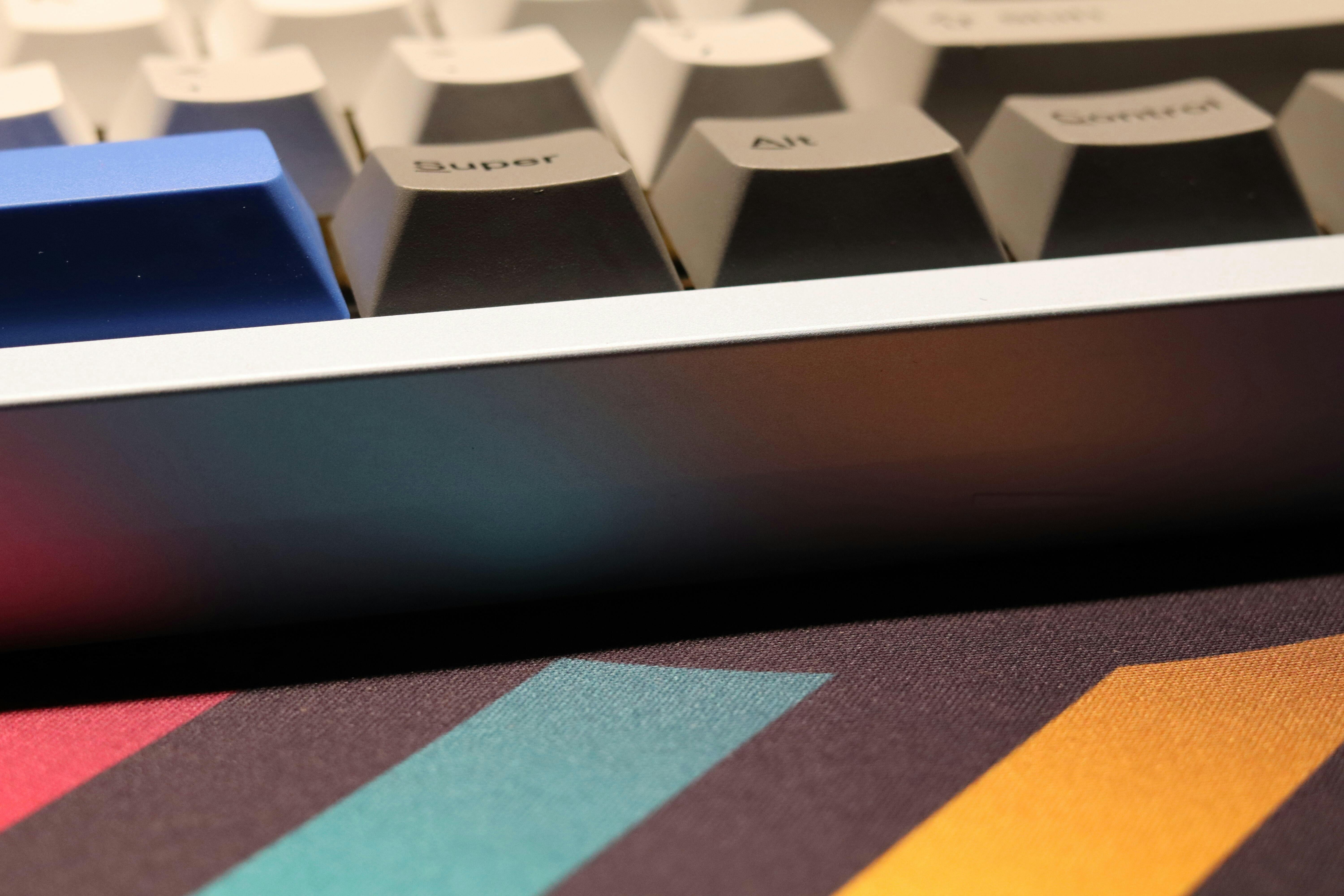 QK80 Mk2 Custom Mechanical Keyboard – Qwertykeys