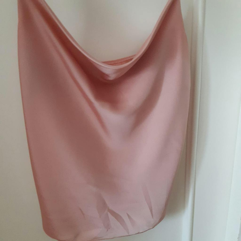 Canotta in raso | Outfit alla moda