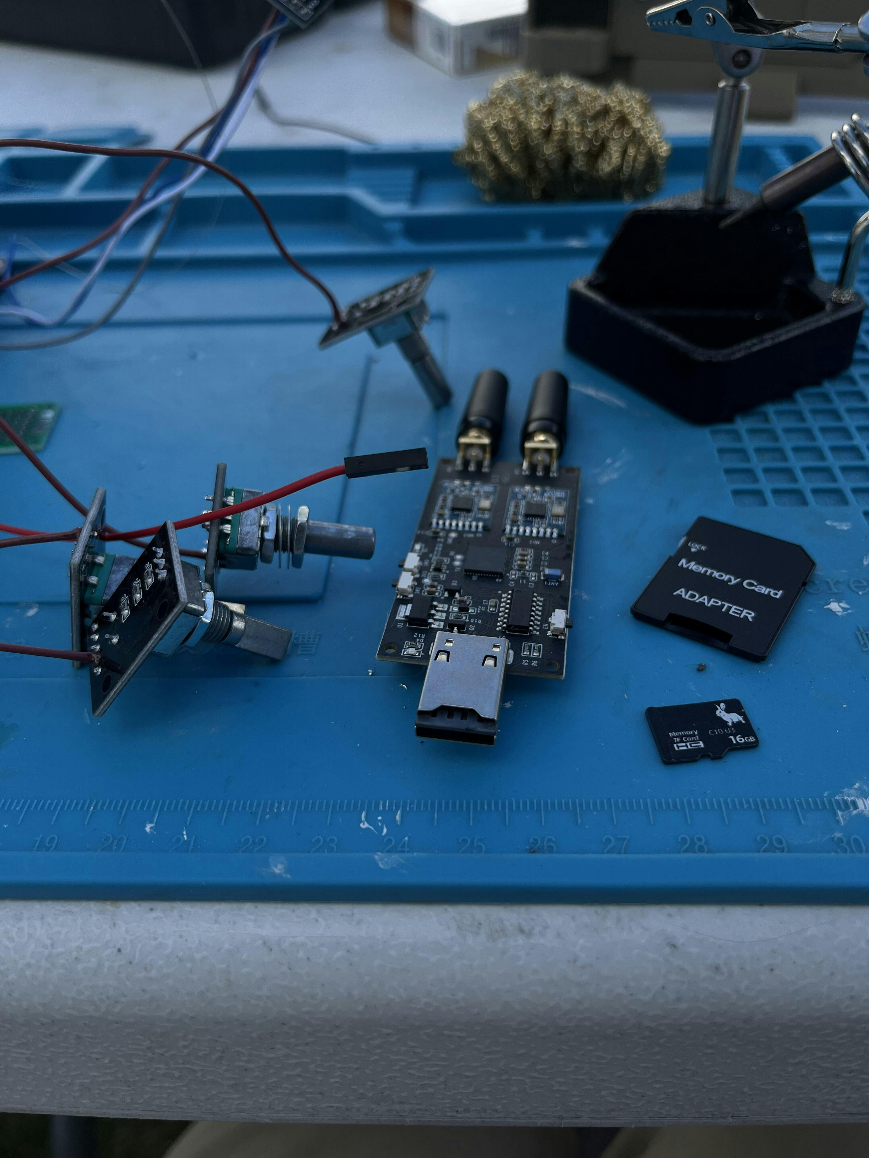 Evil Crow RF – V2 – Rabbit-Labs