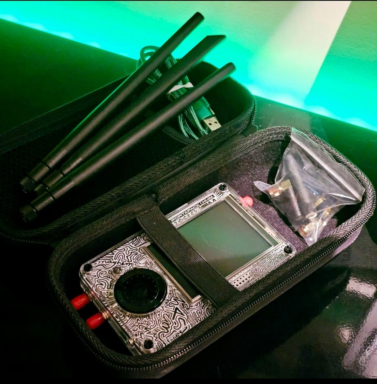 HackRF with PortaPack H4M - Rabbit-Labs