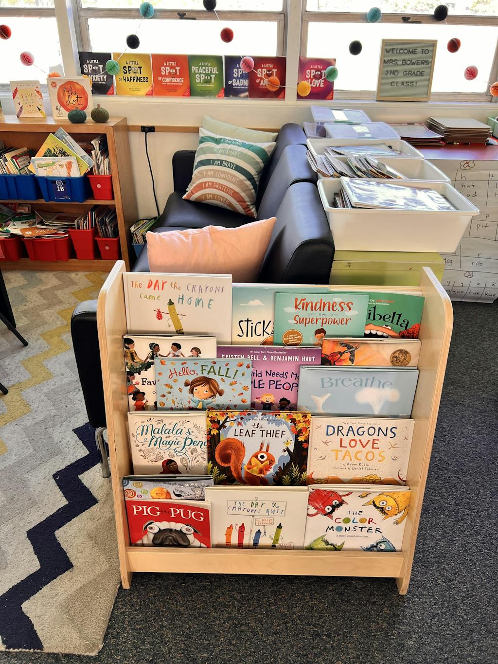 Tiered Montessori Bookshelf: Encourage Independent Reading
