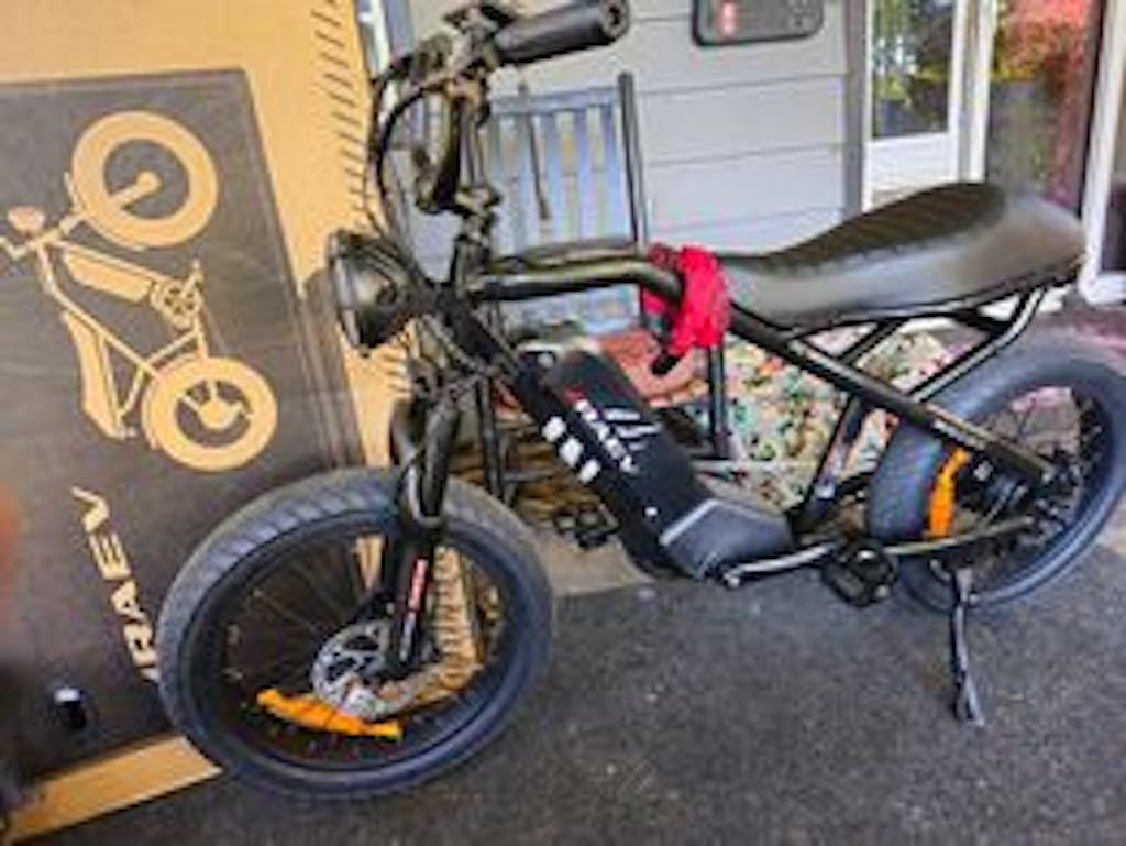 RAEV Bullet GT V2 | Retro Look & Modern Power – RAEV Bikes