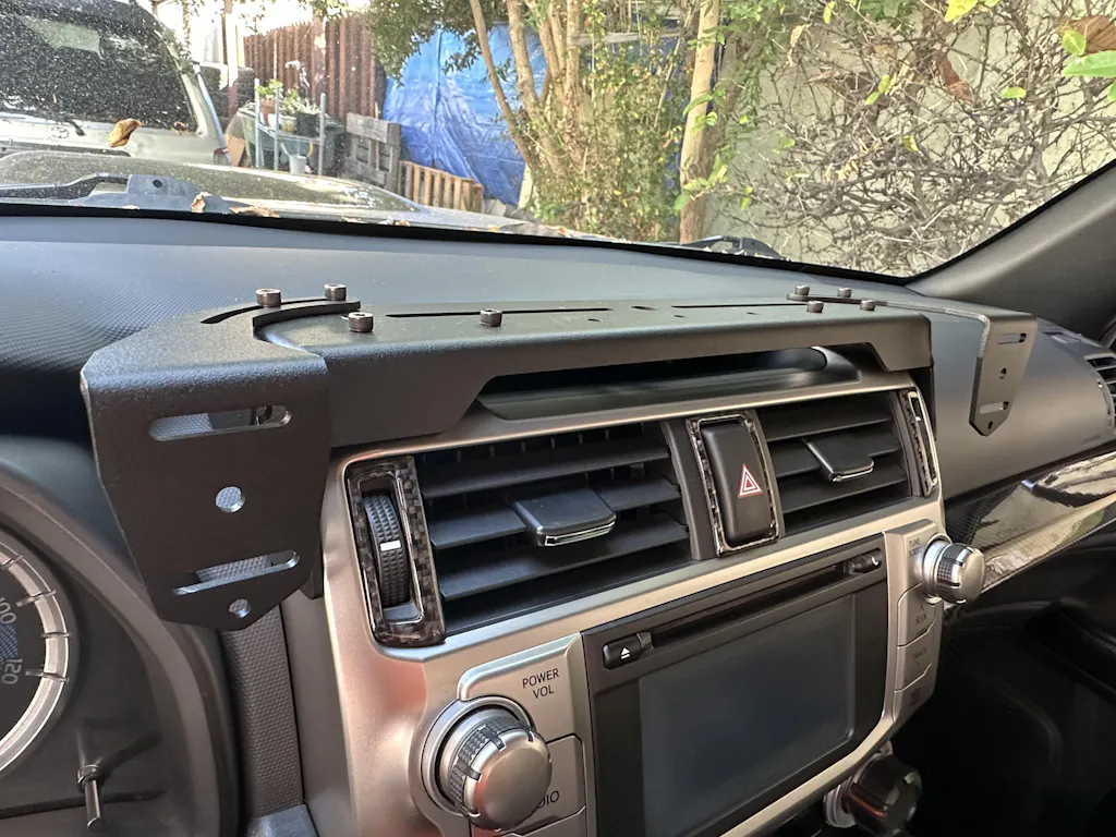 2010-2023 Toyota 4Runner Cell, GPS, Tablet, & Radio Dash Mount
