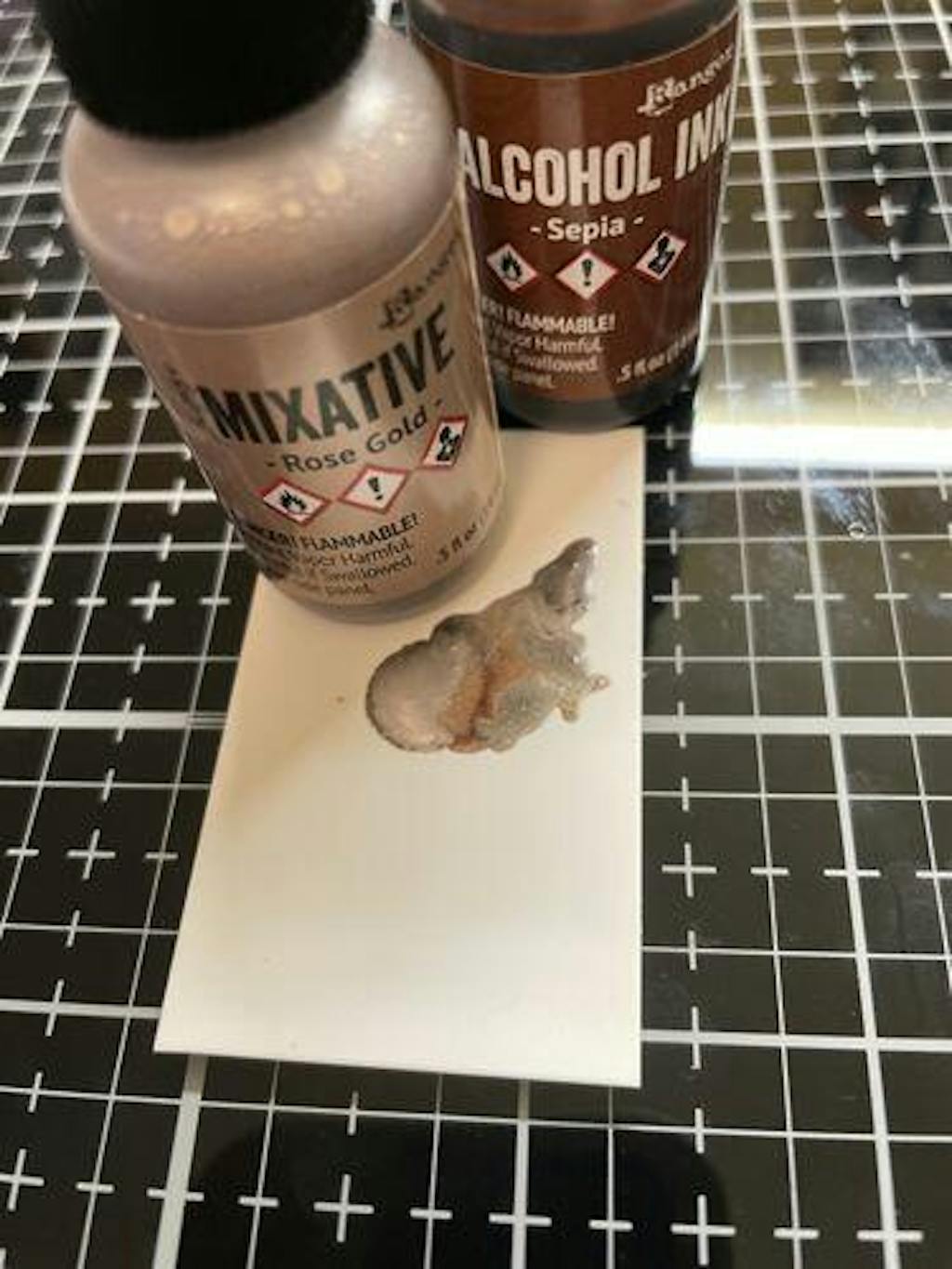 Tim Holtz® Mixatives™ Rose Gold, 0.5oz