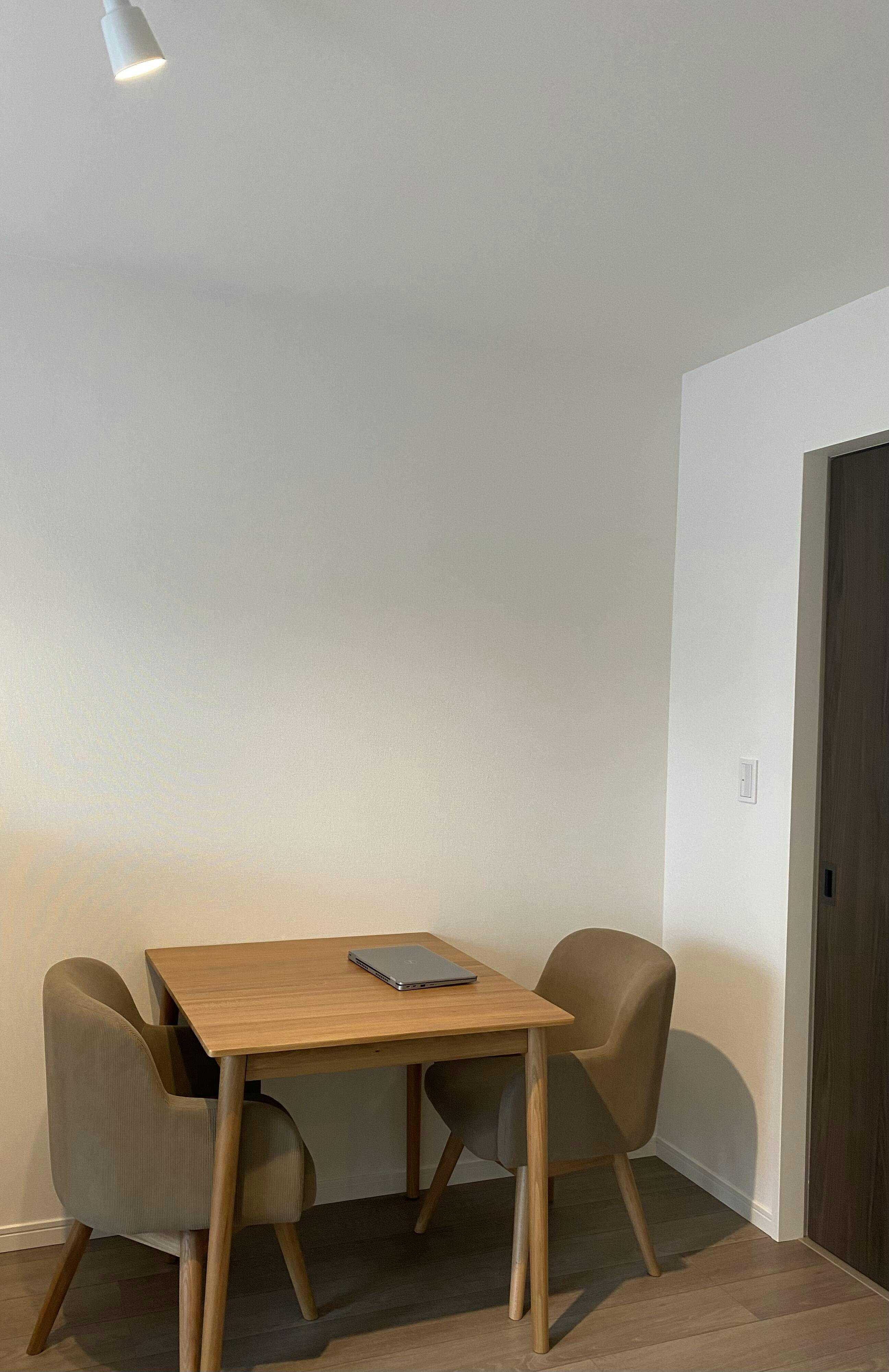 天然木ダイニング 3点セット（幅80cm）『Duuce デュース』/無垢材を使用したあたたかなデザインのダイニングセット – RASIK（ラシク）家具・インテリア専門店