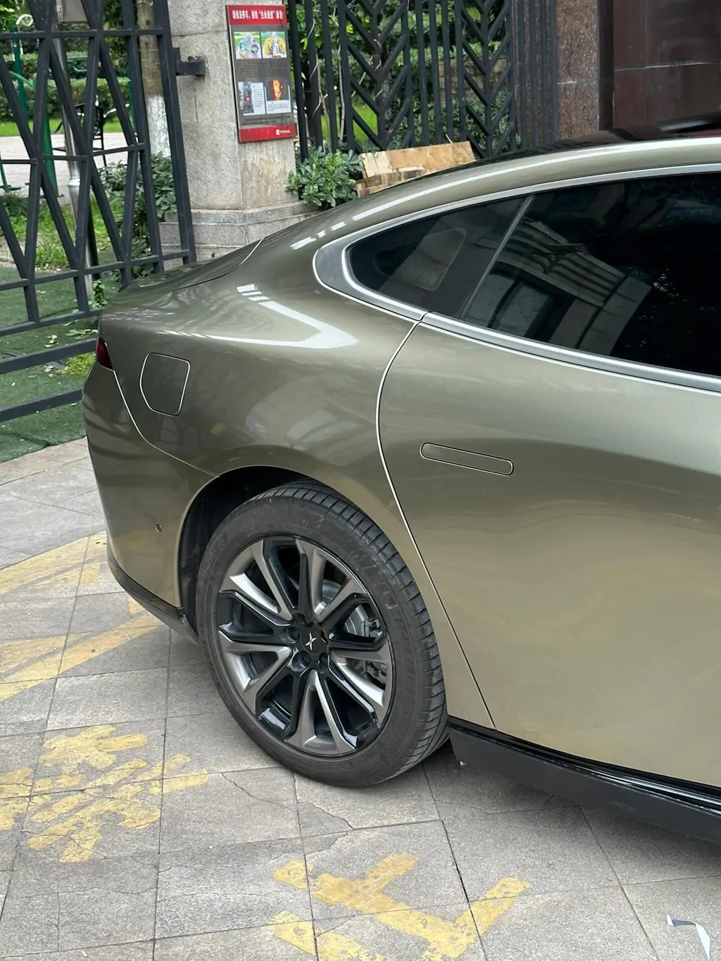 Gloss Metallic Millennium Jade Vinyl Car Wrap – RAXTiFY