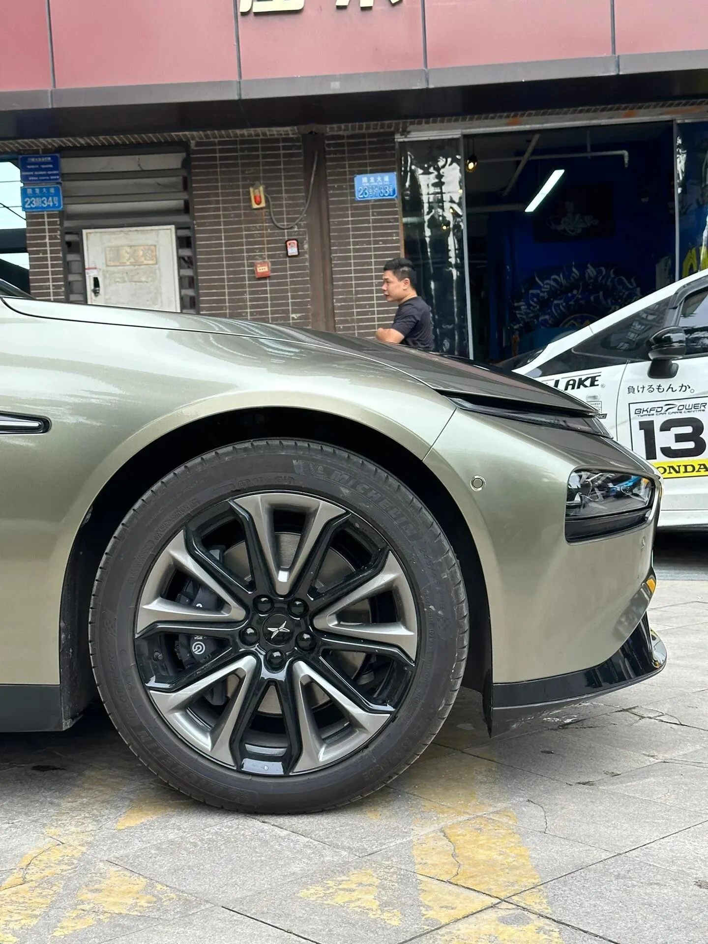 Gloss Metallic Millennium Jade Vinyl Car Wrap – RAXTiFY