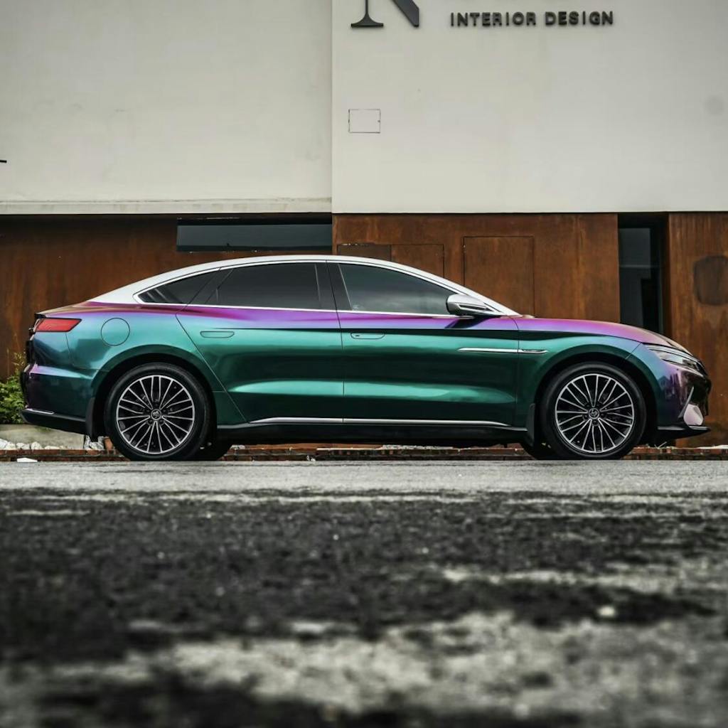 Color Shift Rushing Riptide Vinyl Wrap – RAXTiFY