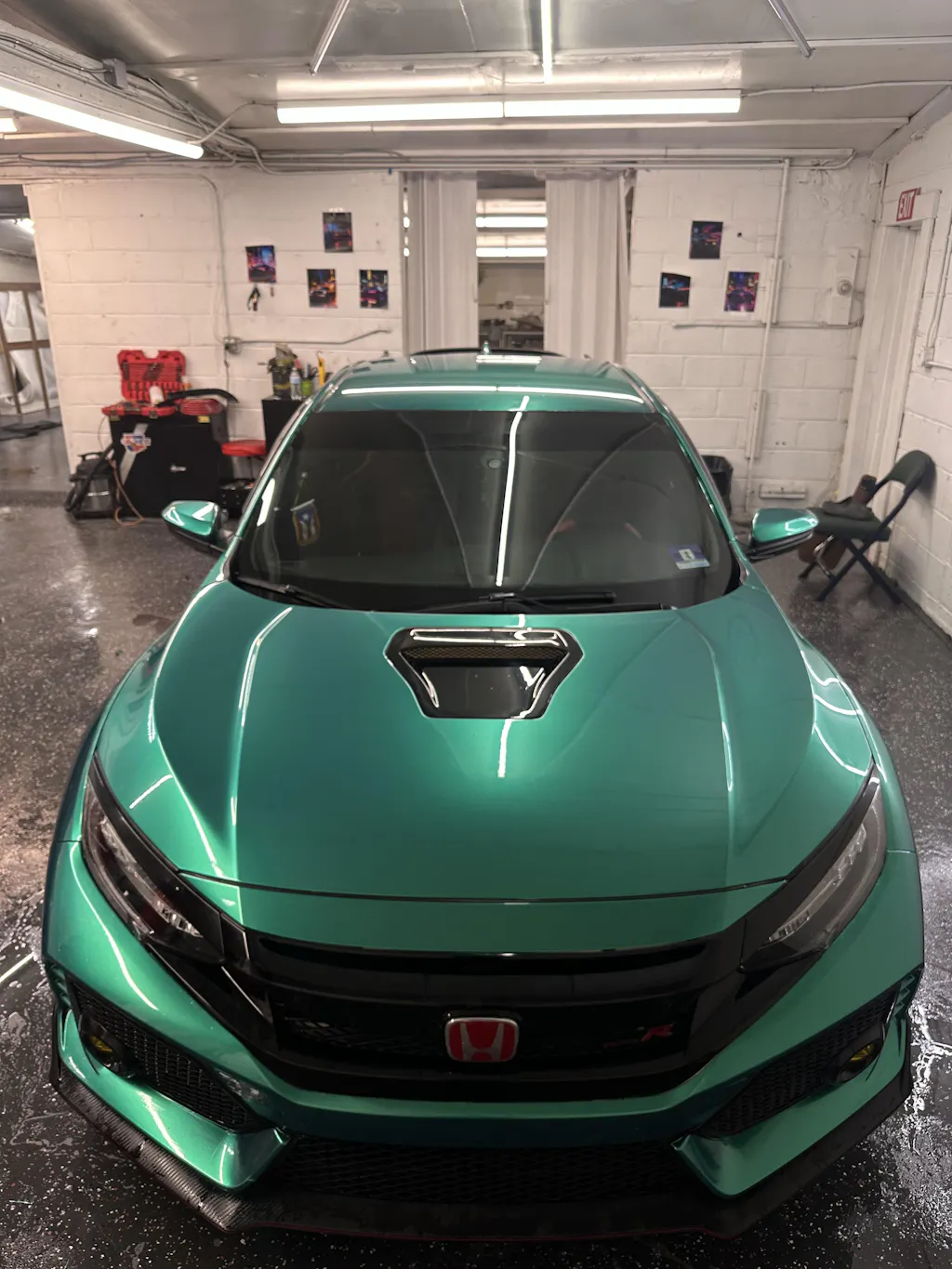 Gloss Metallic Emerald Green Vinyl Car Wrap – RAXTiFY
