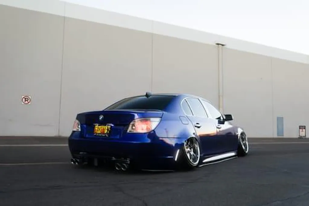 Gloss Metallic Deep Blue Vinyl Car Wrap – RAXTiFY