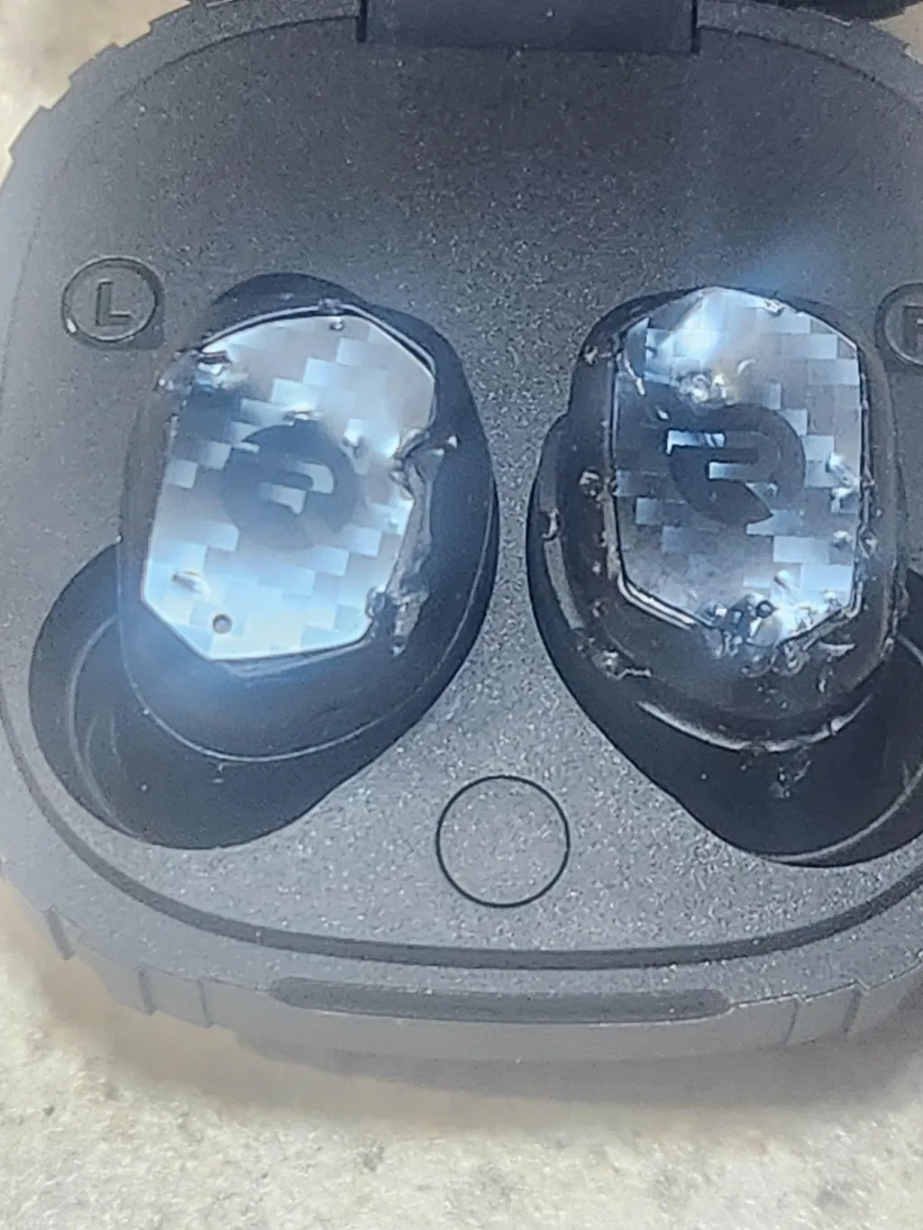 The Impact Earbuds – Raycon