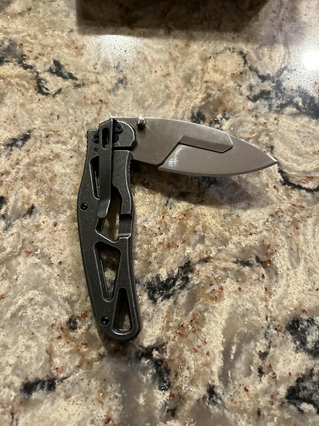 Razorback Signature Blade – Razorback Blades