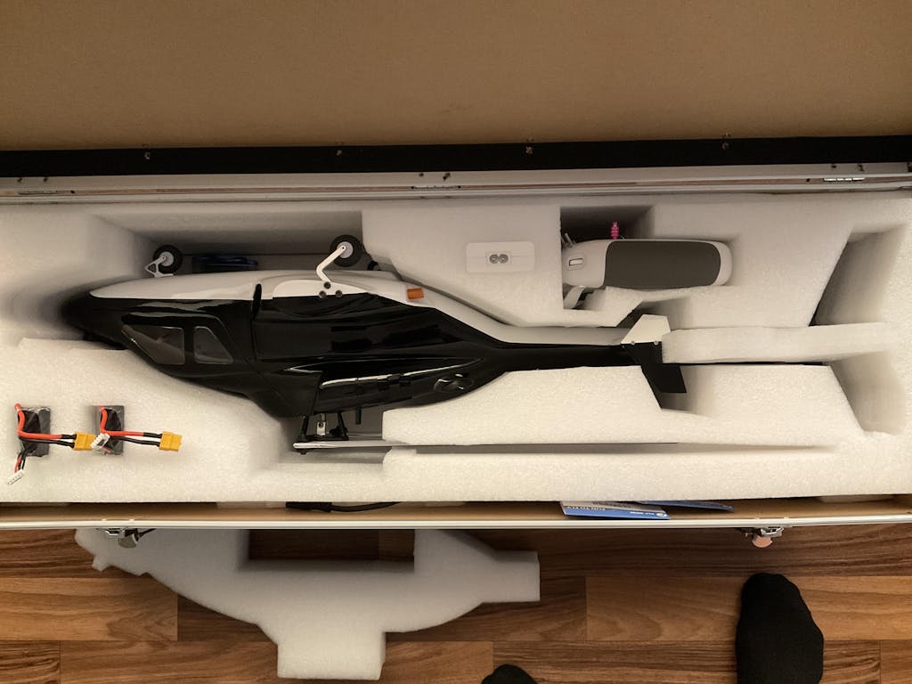 Flywing FW450L Airwolf – Giant‑Scale RC Copter Adventure – Razordon