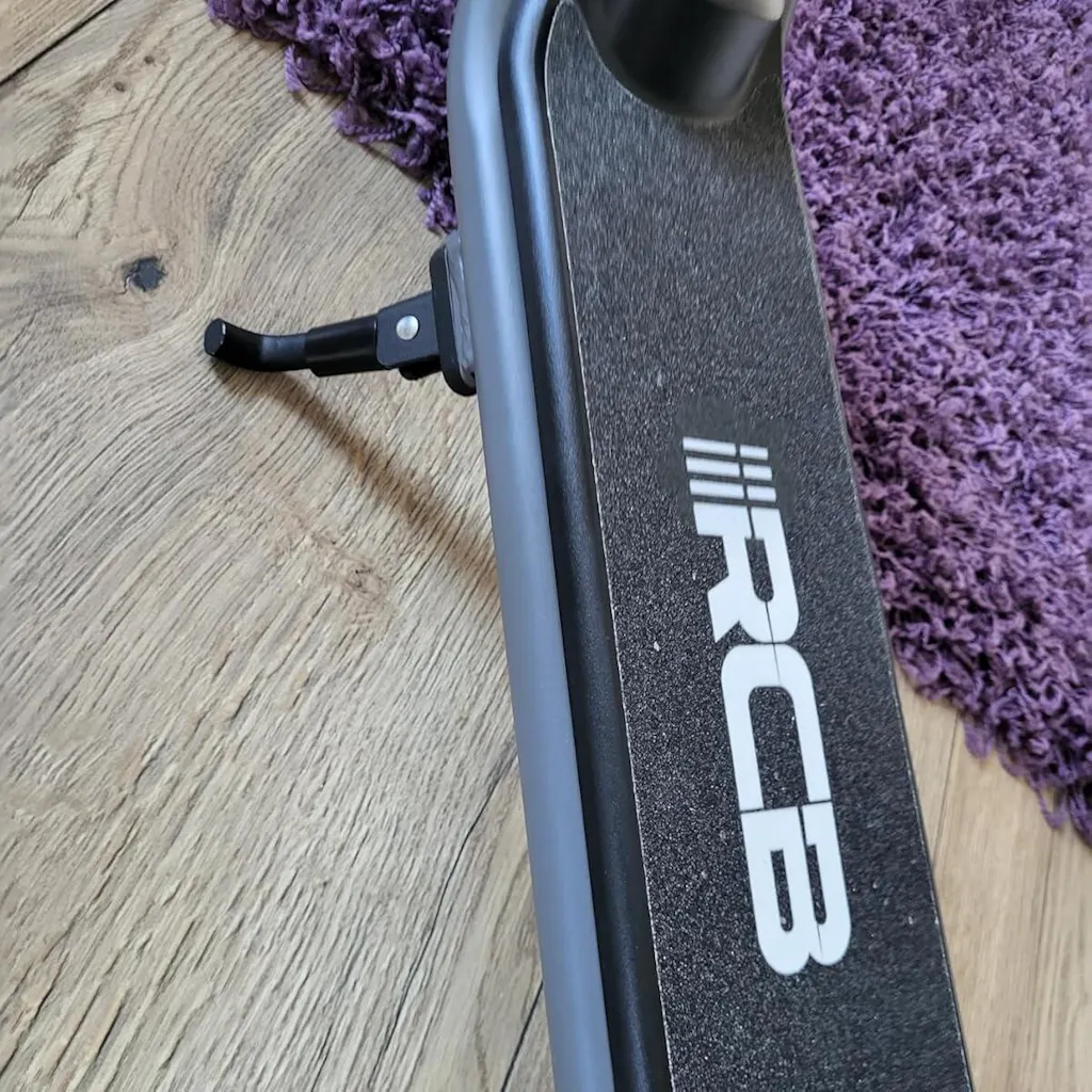 RCB R7X Electric Scooter for Children and Teenagers（ 6-12）
