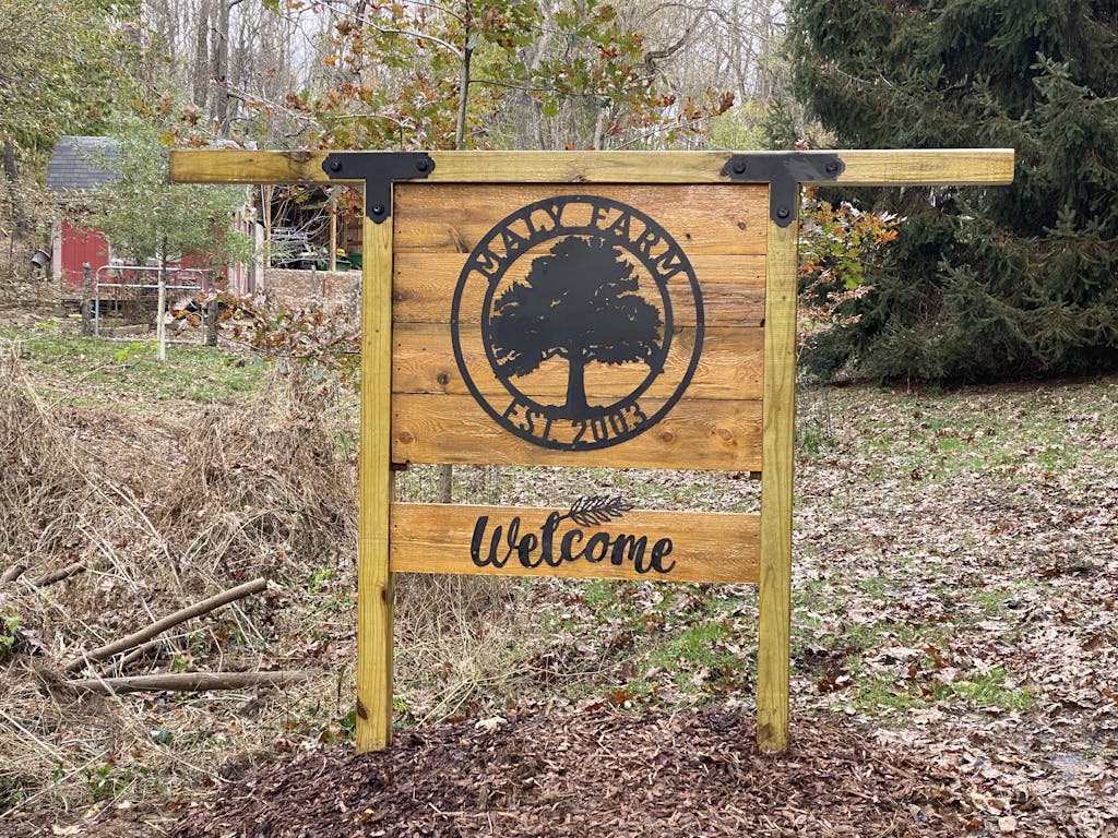 Invite Guests to Your Home With This RealSteel Welcome Sign ...