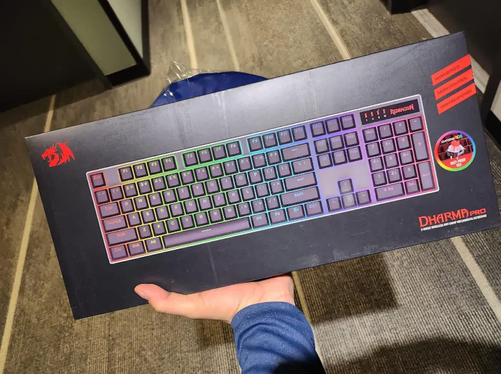 Redragon K556 PRO Upgraded Wireless Aluminum RGB Gaming Keyboard ...