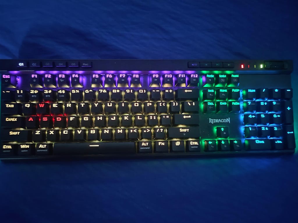 Redragon K580 PRO VATA RGB Backlit 3 Modes Mechanical Gaming Keyboard ...