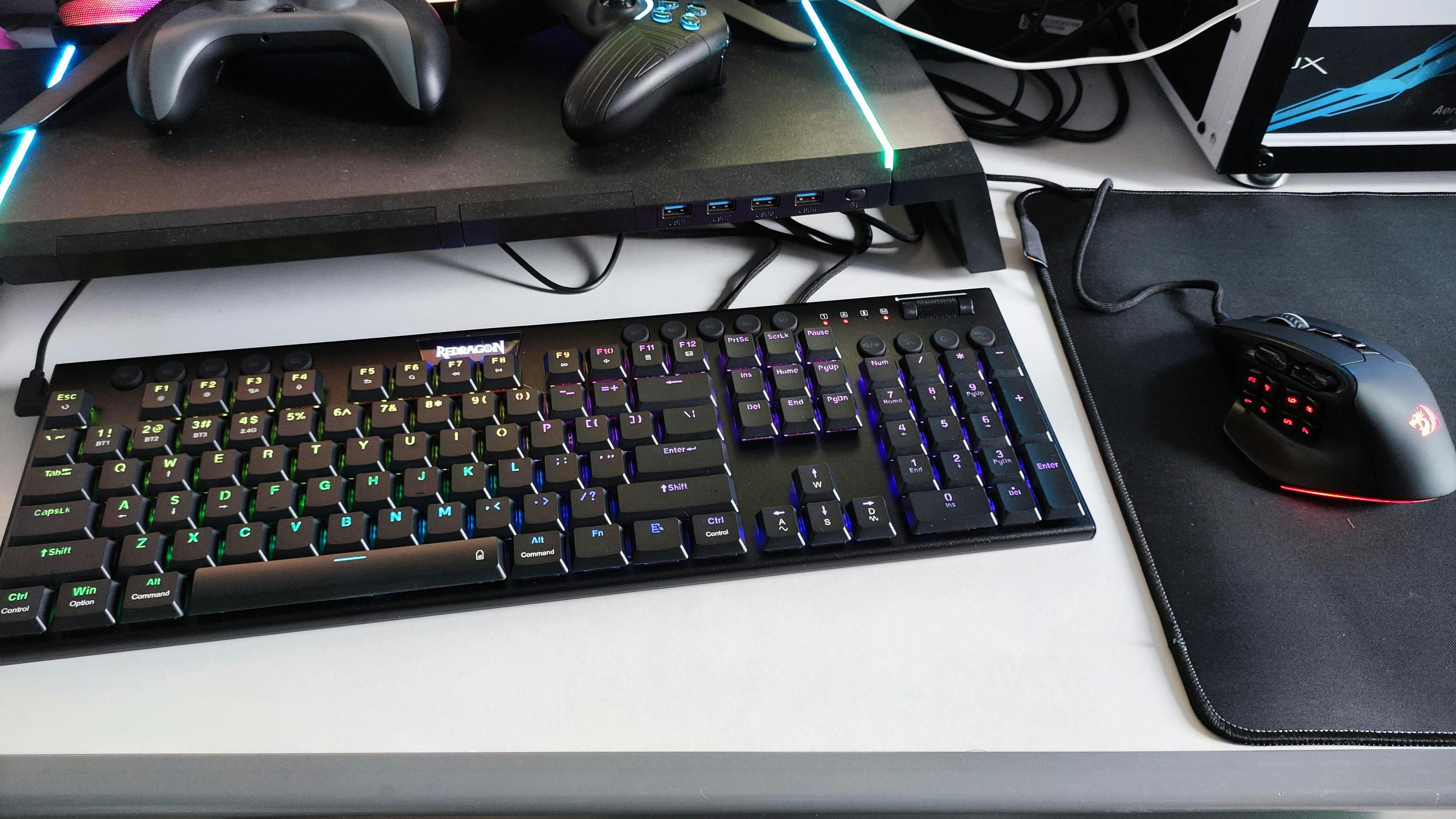 Redragon K618 Wireless Ultra-Thin Low Profile RGB Mechanical Keyboard ...