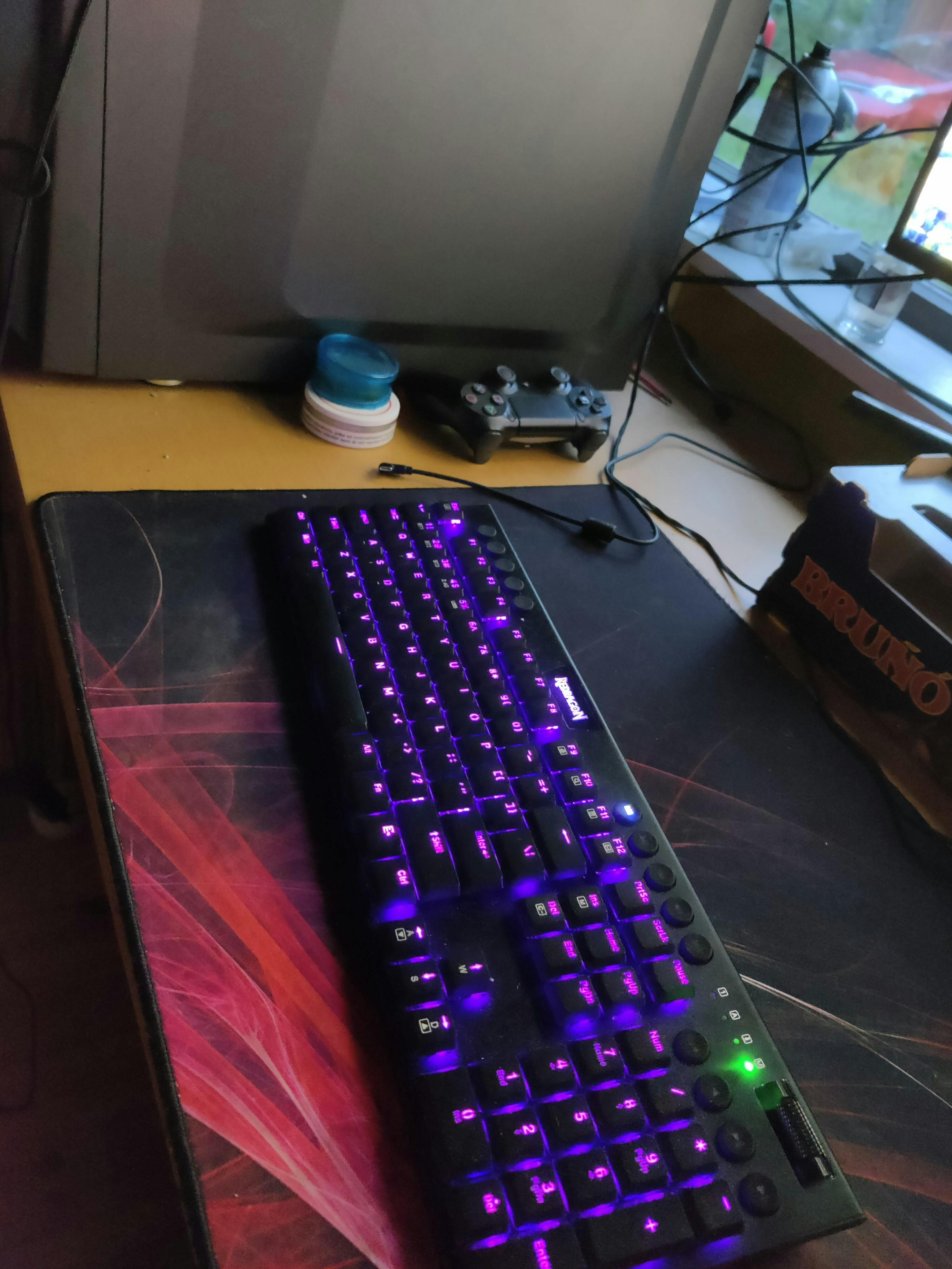 Redragon K618 Wireless Ultra-Thin Low Profile RGB Mechanical Keyboard ...