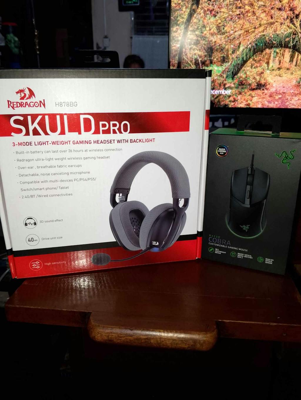 Redragon SKULD PRO H878 3-Mode Wireless Blue LED Gaming Headset ...