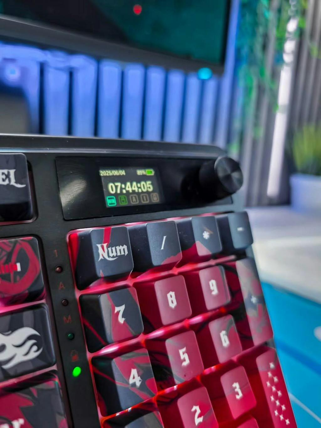 Redragon ARTEMIS K719 PRO 96% Anime Keyboard w/Smart Display & Knob ...