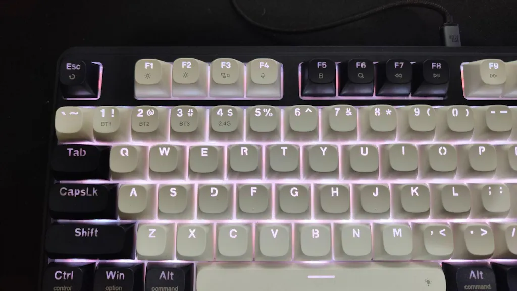 Redragon TERRAFLARE K762 PRO Wireless Full Size Mechanical Gaming ...