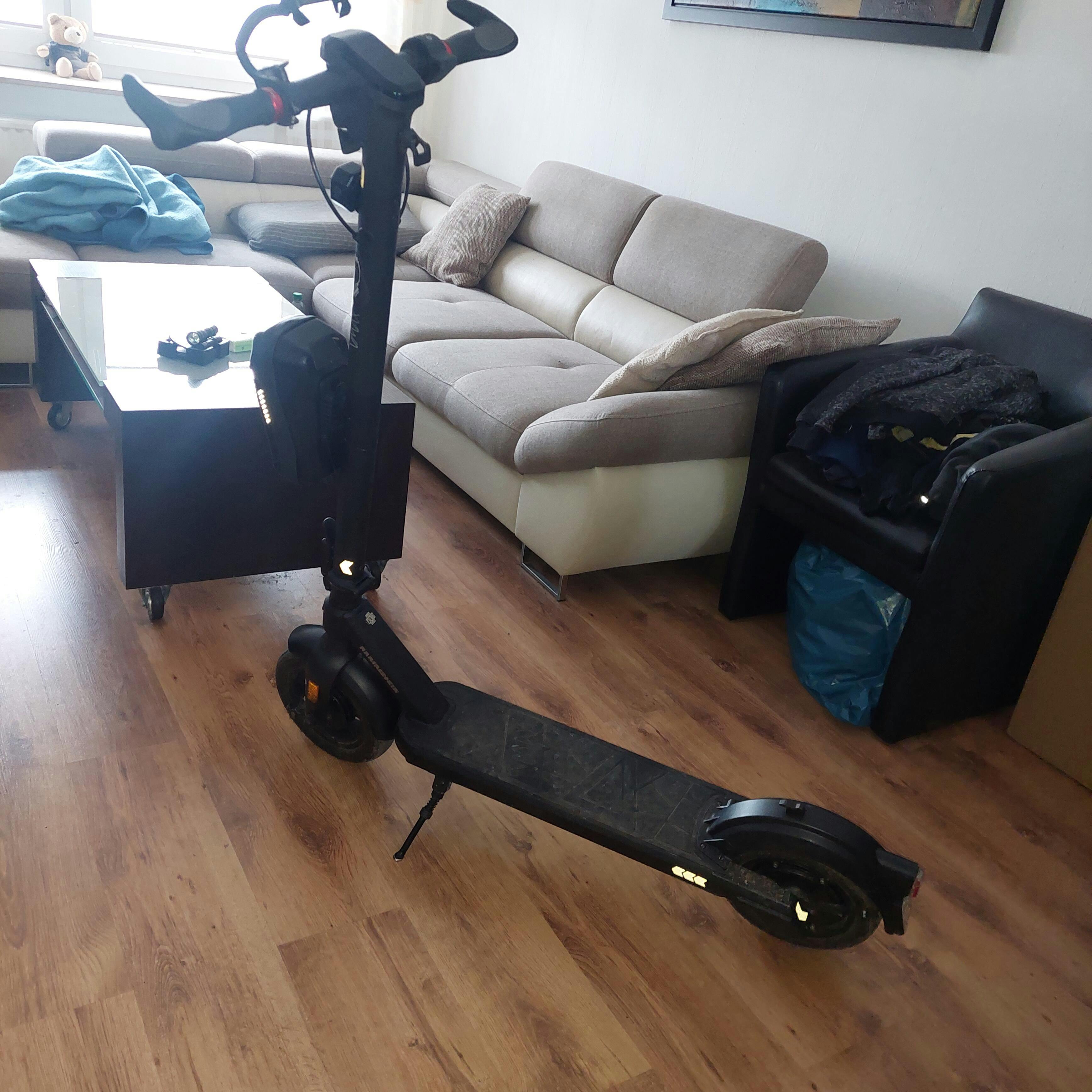 Reflektierende Aufkleber - Chevrons / Pfeile – REFLECTIVE Berlin