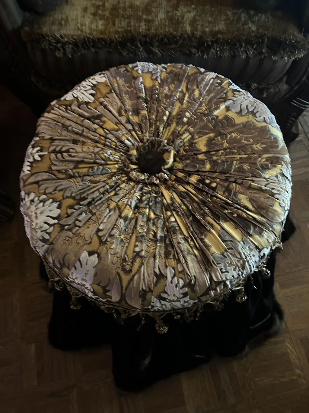 Round Vanity Stool with Rollers (Available in most any of our Fabrics ...