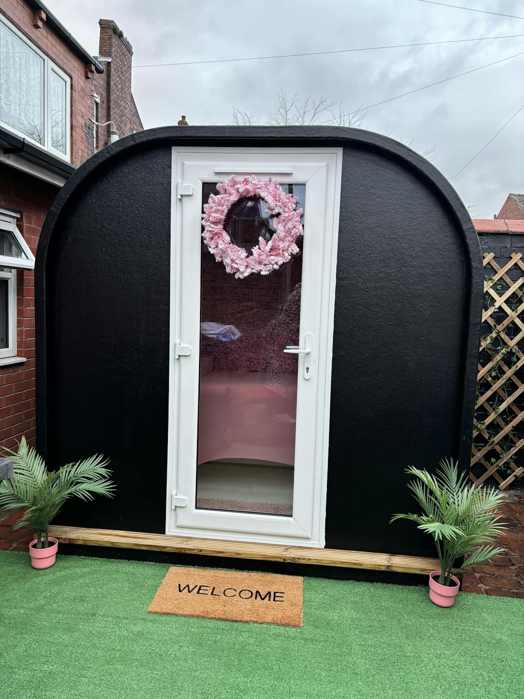 Home Garden Office Pod Uk | Insulated Garden Office Pod | Remote Pods