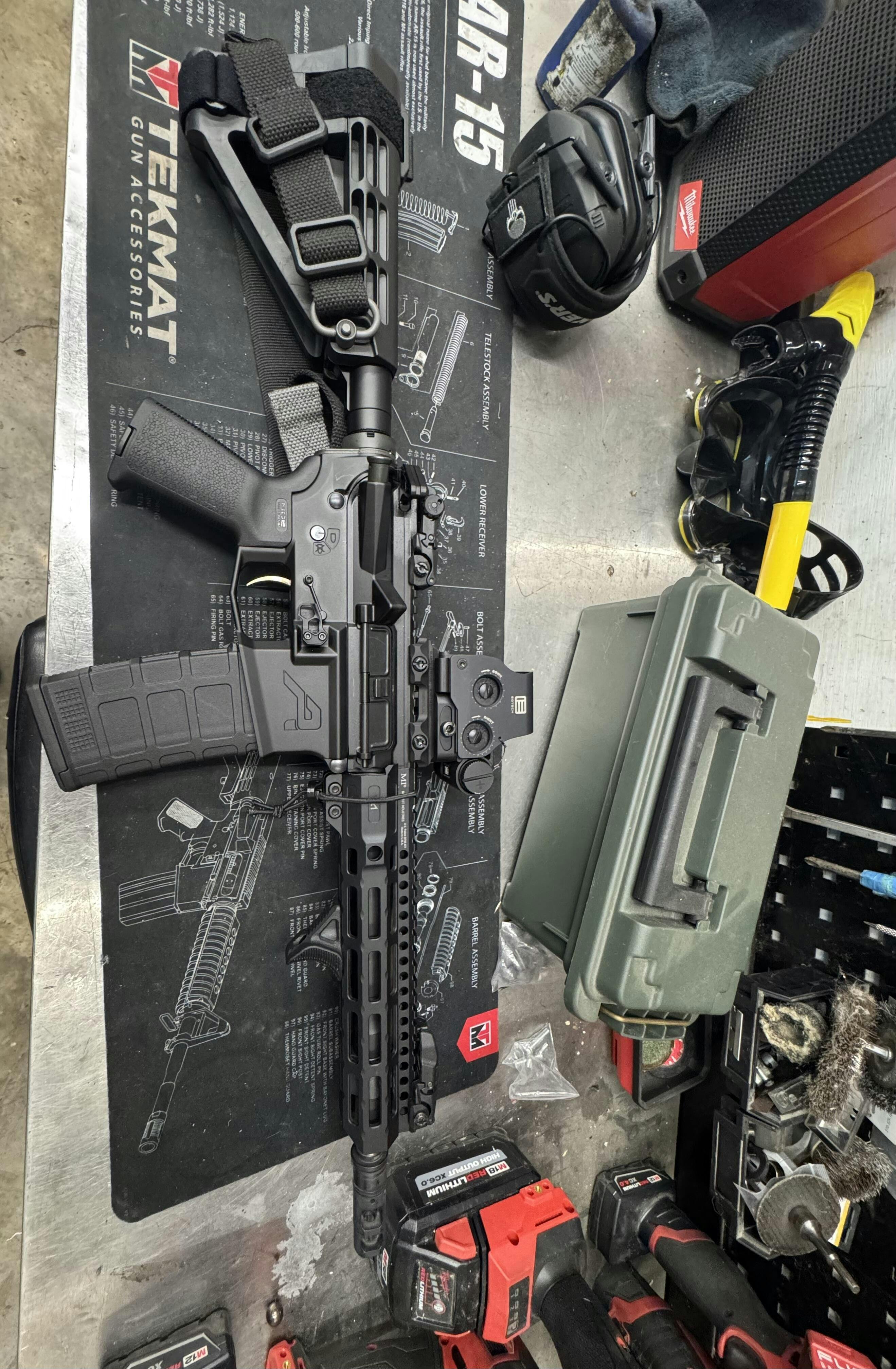 RMU™ MOUNT – 0.625 IN. HEIGHT – 6 SLOT — Reptilia