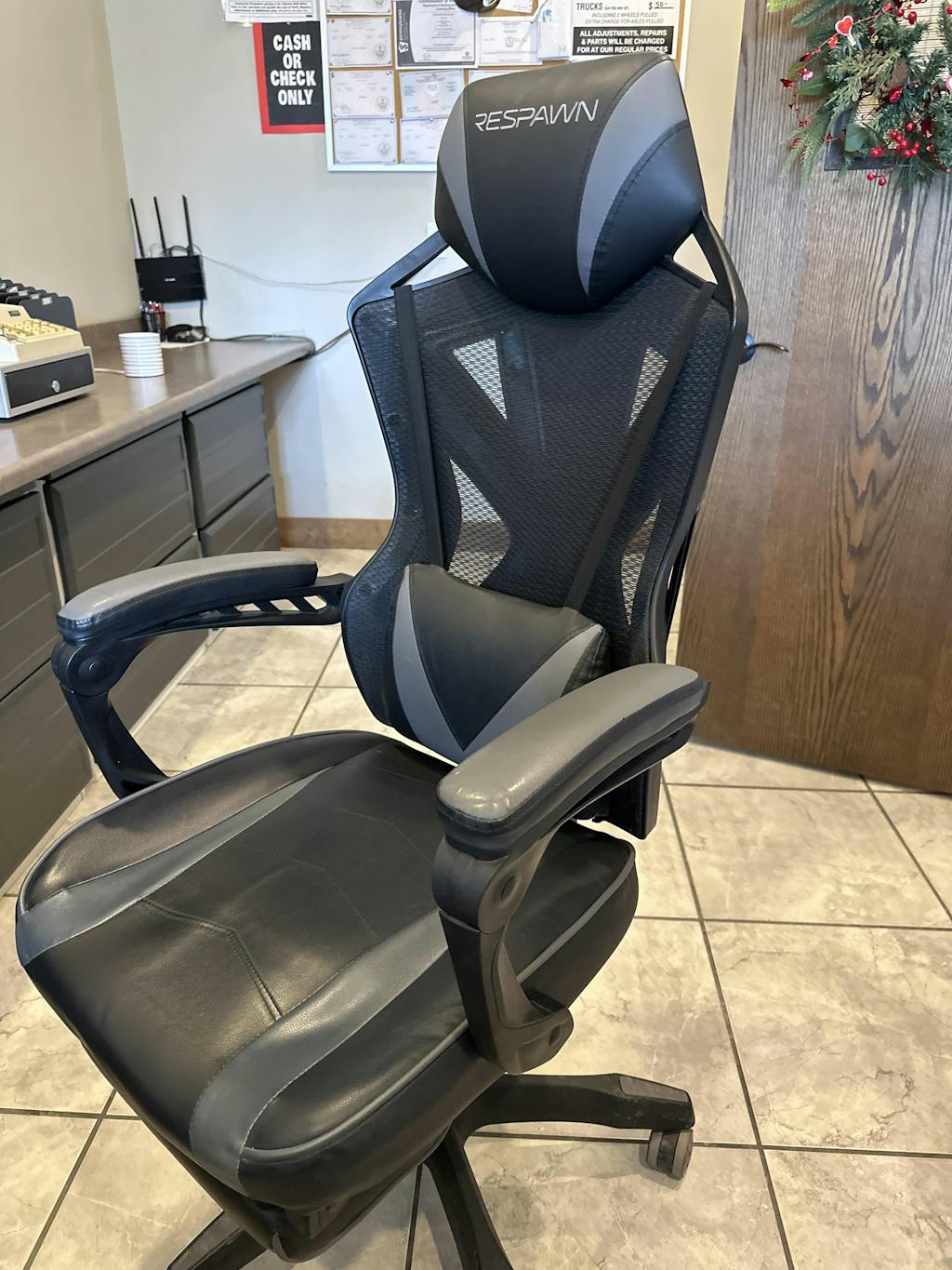 RESPAWN 110 Gaming Chair