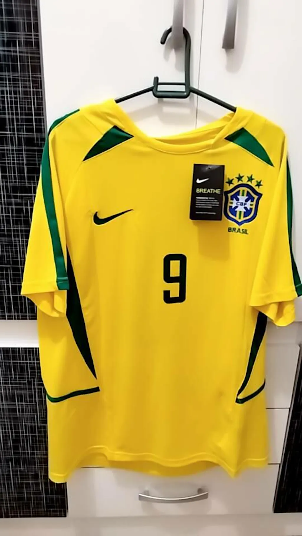 Brazil 2002 Home Jersey - World Cup Winners – Retros League
